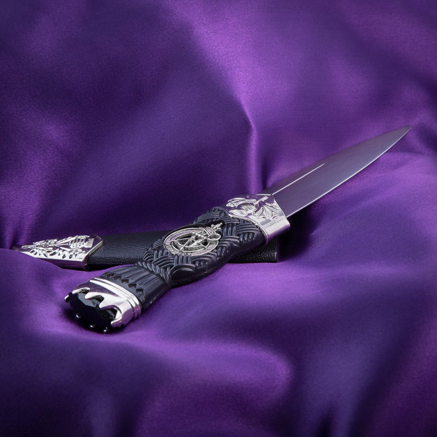Sgian Dubh — Heritage Of Scotland